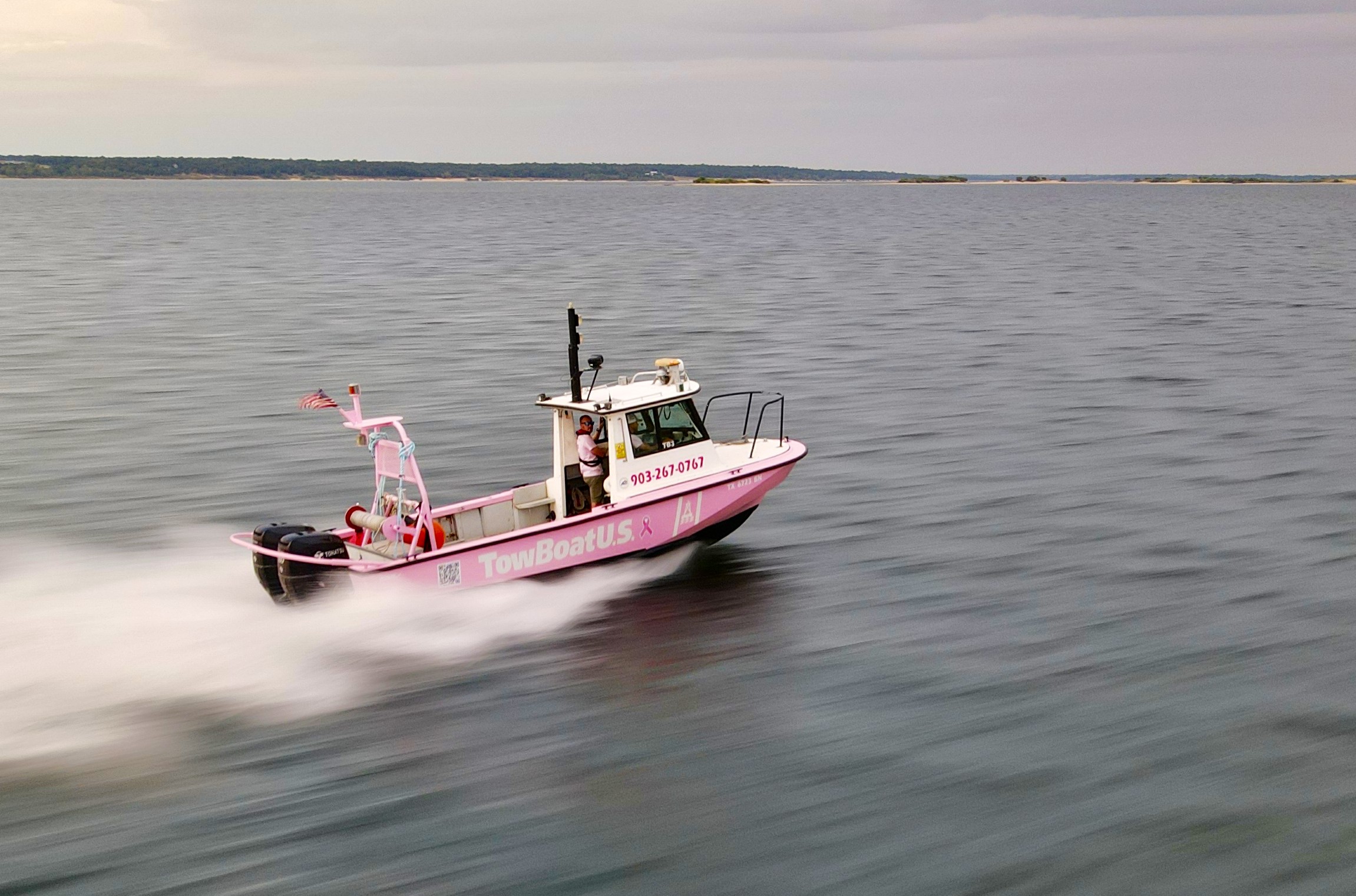 7 Red Towboats Go Pink in October to Bring Breast Cancer Awareness to ...